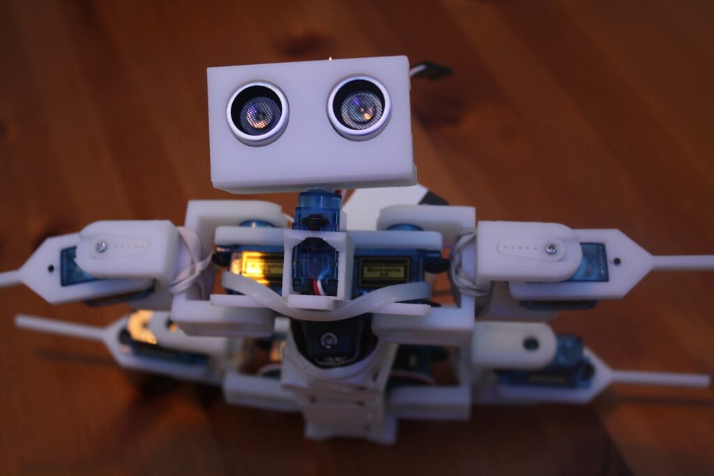 CNBC: Ukrajina postaje poligon za vojne humanoidne robote - Nova Ekonomija