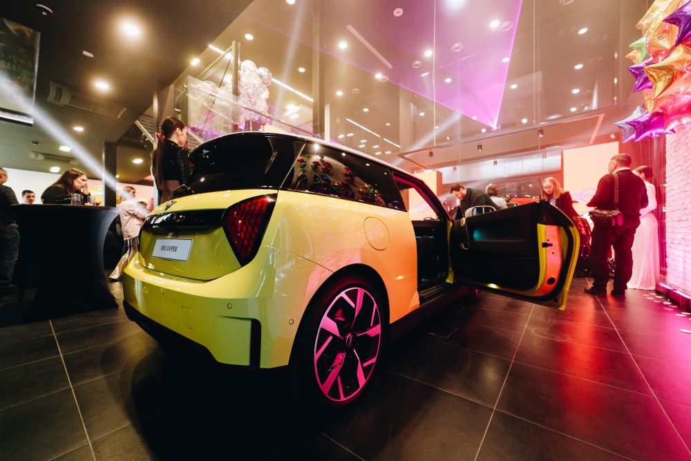 Dream Big! Novi MINI Cooper i MINI Countryman premijerno predstavljeni ...
