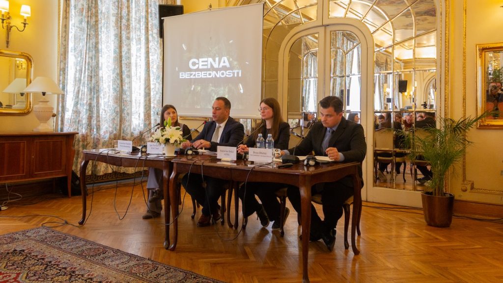 Naoružavanje u službi propagande - Nova Ekonomija